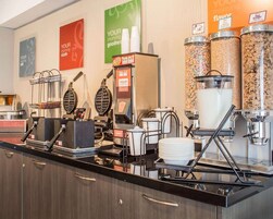Pequeno-almoço completo diário incluído 
