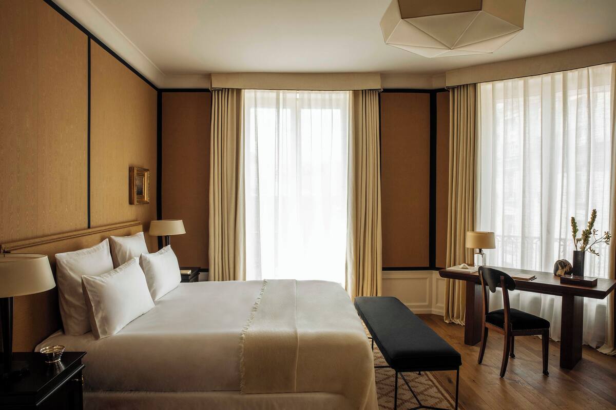 Suite Júnior, quartos comunicantes (Boudoir) | Roupa de alta qualidade, minibar, cofre no quarto, secretária 
