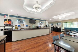 Pequeno-almoço tipo buffet diário incluído 