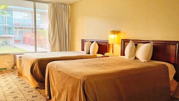 Quarto Standard, 2 camas de casal | Wi-fi grátis, roupa de cama fornecida, despertadores