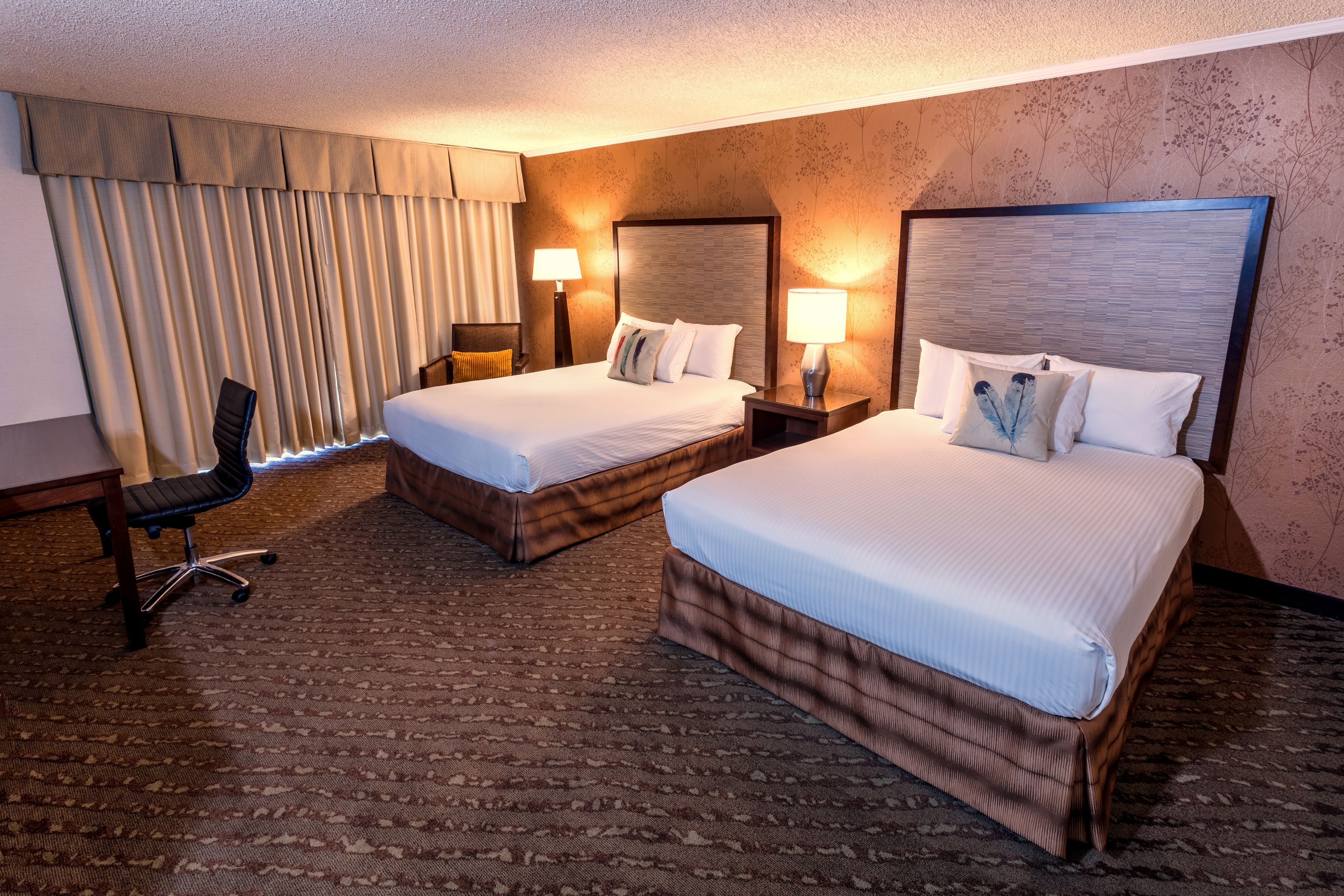 Valley River Inn Reviews, Deals & Photos 2023 - Expedia