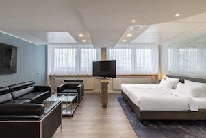 Suite (Heaven) | Roupa de alta qualidade, cofre no quarto, secretária