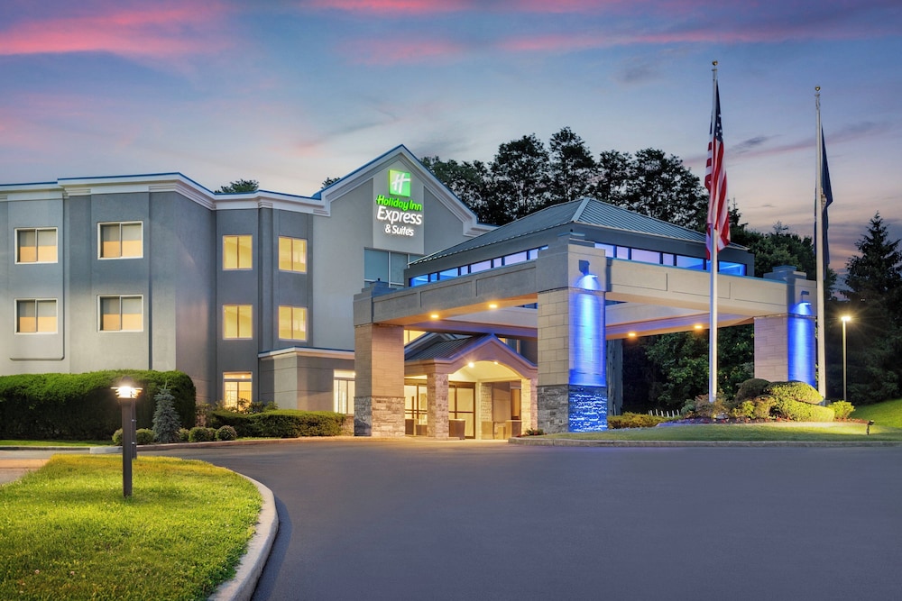 Holiday Inn Express & Suites Hawthorne Elmsford North By Ihg - Rye, NY