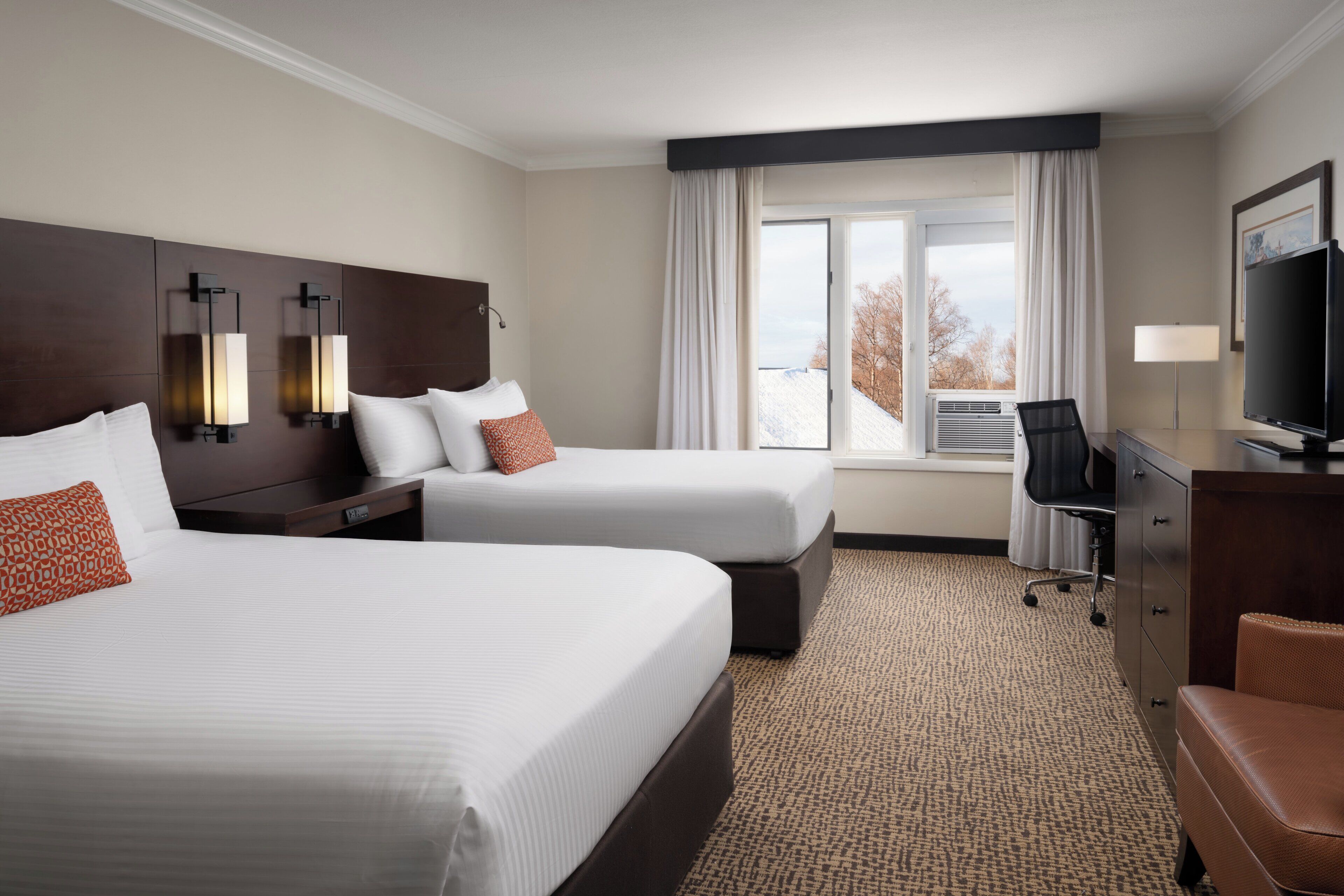 Quarto luxo, 2 camas Queen | Roupas de cama antialérgicas, cofres nos quartos, escrivaninha