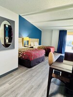 Quarto standard, 2 camas Queen, para não fumantes (2nd Floor) | Roupas de cama de algodão egípcio, roupas de cama premium