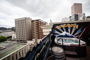 Kimpton Hotel Vintage Portland, an IHG Hotel Reviews, Deals & Photos ...