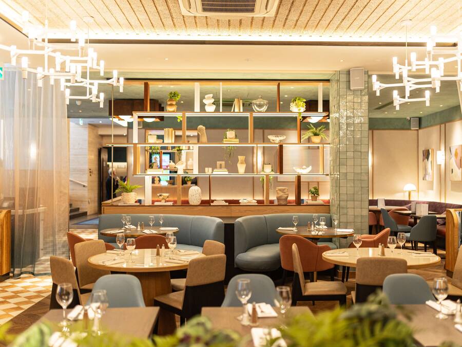 Pequenos-almoços e jantares servidos