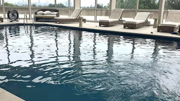 Piscina interna