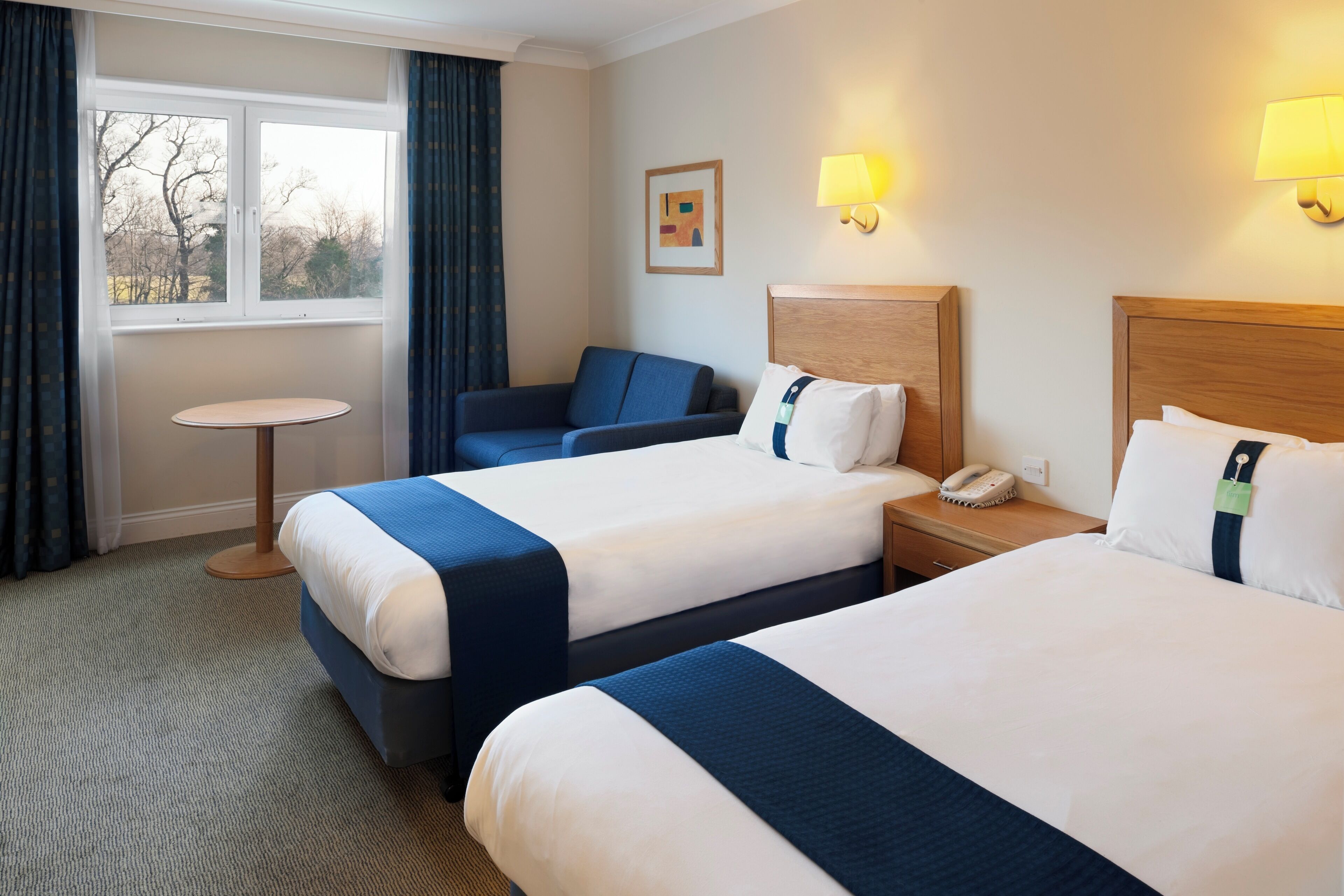 Holiday Inn Edinburgh, an IHG Hotel Reviews, Deals & Photos 2023 - Expedia