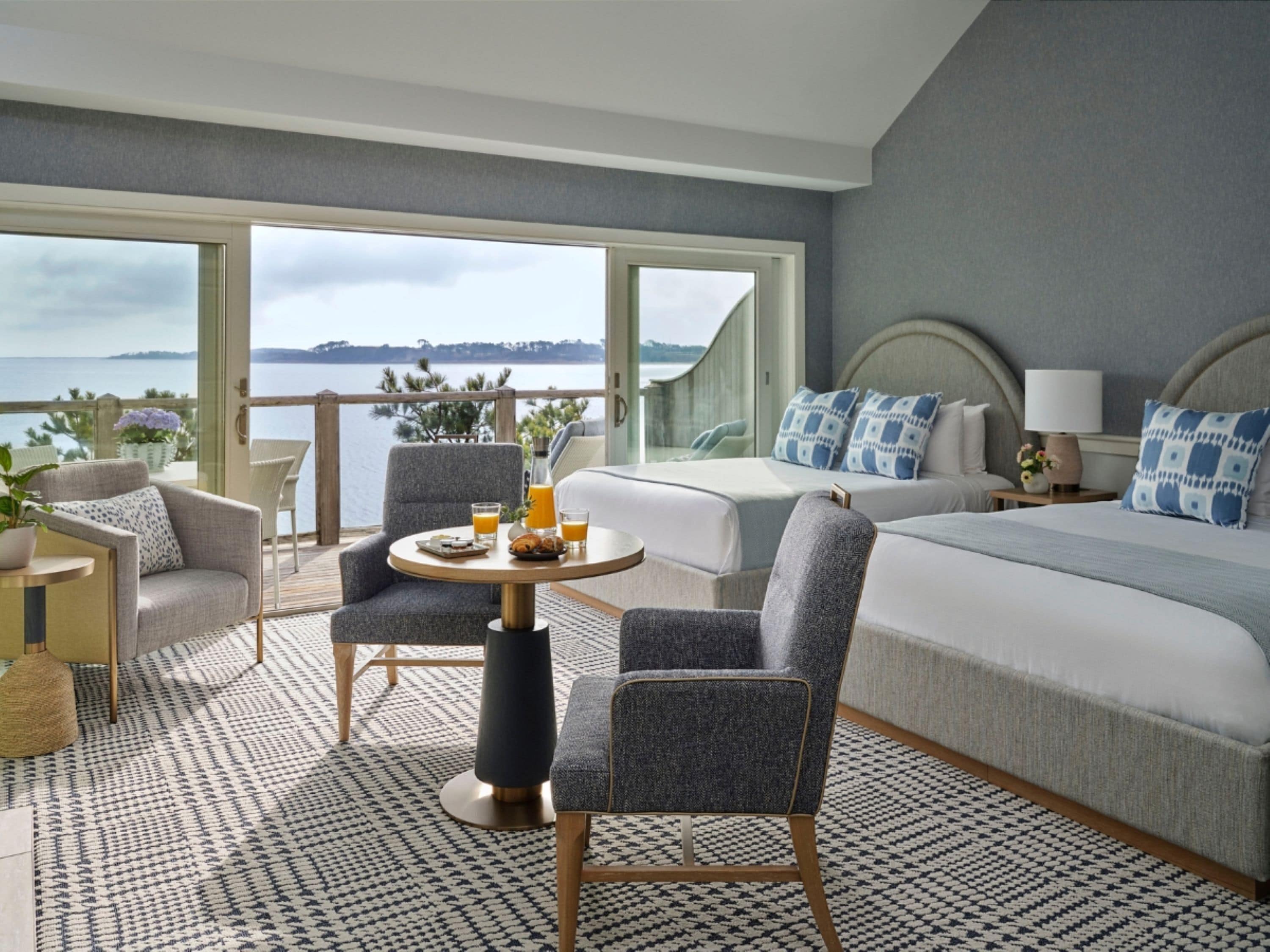 Signature Water View 2 Queen Beds | Lençóis italianos Frette, roupas de cama premium, edredons de pluma
