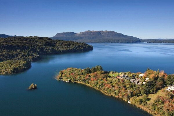Solitaire Lodge - New Zealand