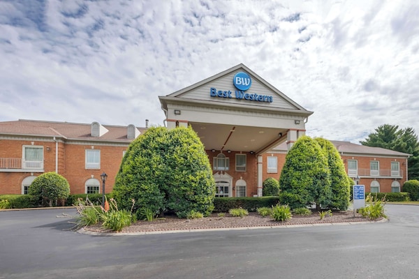 Best Western Spring Hill Inn & Suites - Columbia, TN
