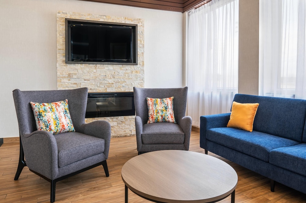 Comfort Inn & Suites Barrie - Barrie