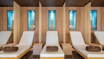 Sala(s) para tratamentos a casais, sauna, banheira de hidromassagem