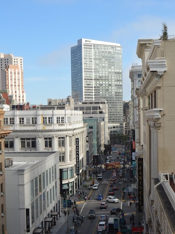 SuĆte luxo, 1 cama Queen, vista para a cidade, no canto | Vista para a cidade