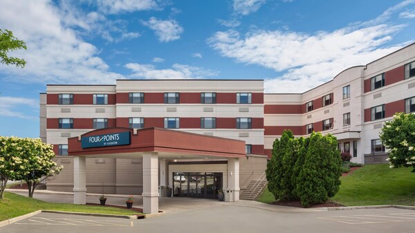 Royle Hotel Milwaukee Airport - Milwaukee, WI