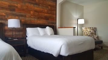 Quarto Standard, 2 camas de casal | Roupa de alta qualidade, ferro/tábua de engomar, camas desdobráveis