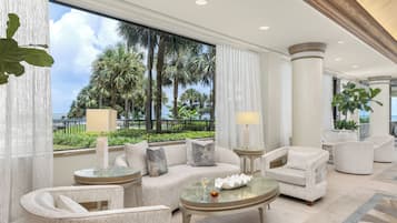 Sala de estar do lobby