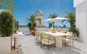 Penthouse, Vista para a cidade | Terraço/pátio interior