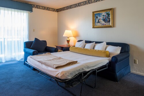 Coral Reef Inn & Suites Reviews, Deals & Photos 2024 - Expedia