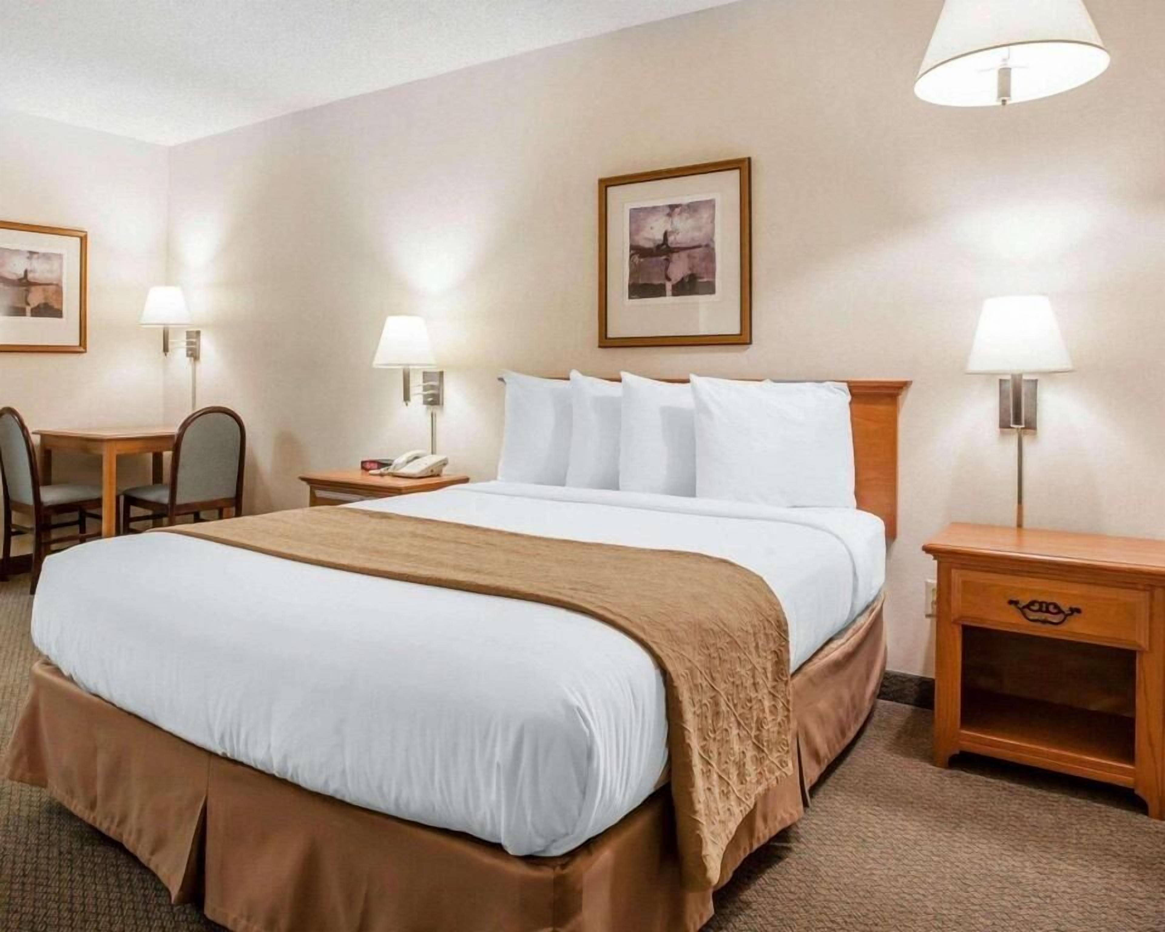 Roupas de cama premium, individualmente mobiliados, escrivaninha