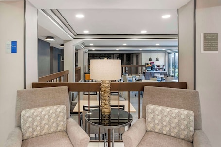 Comodidade do alojamento. Best Western Plus Heritage Rail Inn & Suites