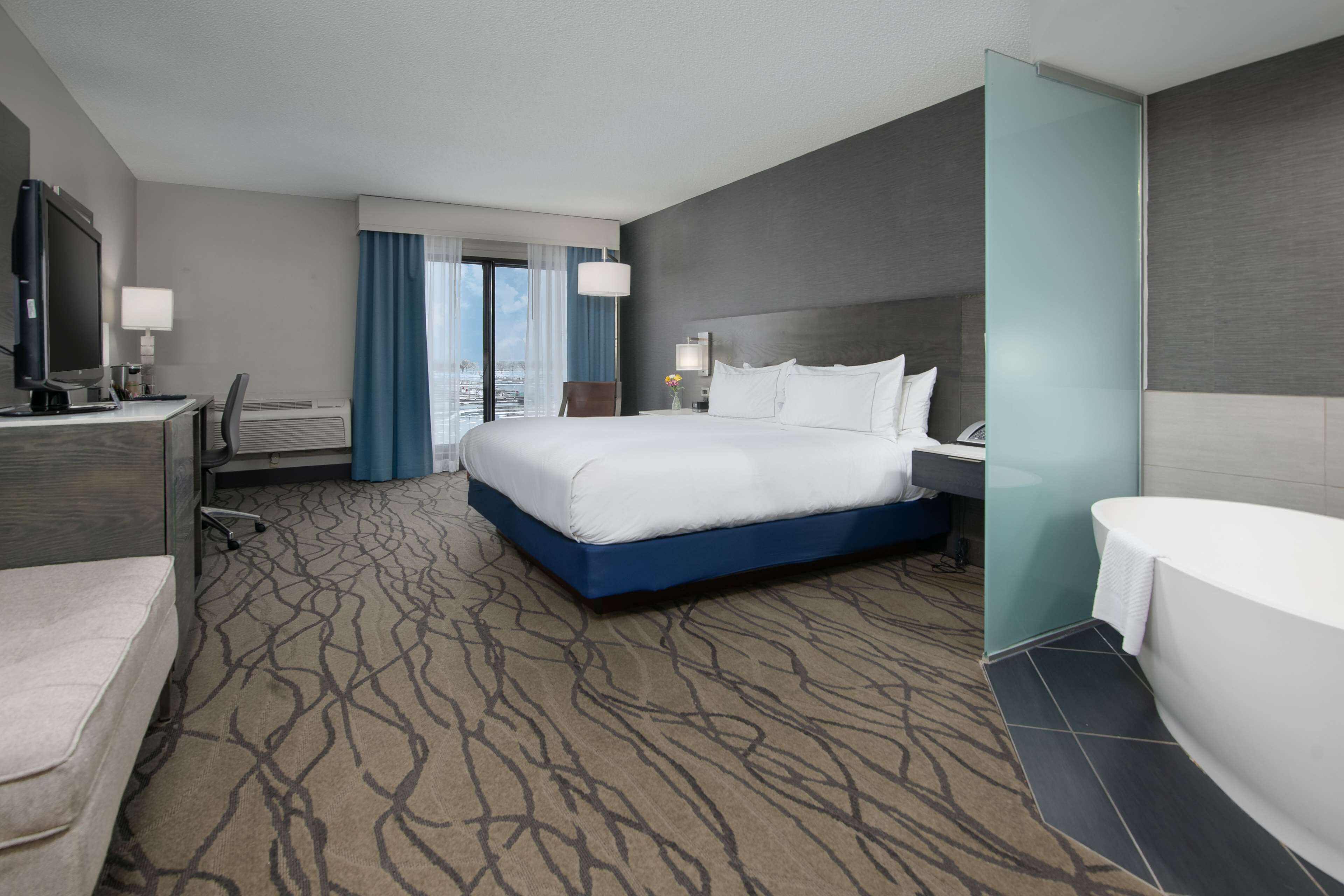 Top 3 Lakefront Hotels In Racine, Wisconsin | Trip101