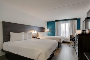 2 Queen Beds, Refreshed Deluxe Room, Non-Smoking