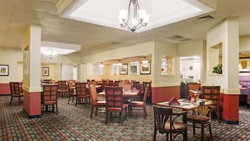 Café da manhã e jantar, culinária americana