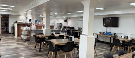 Pequenos-almoços, almoços, jantares servidos, cozinha mexicana