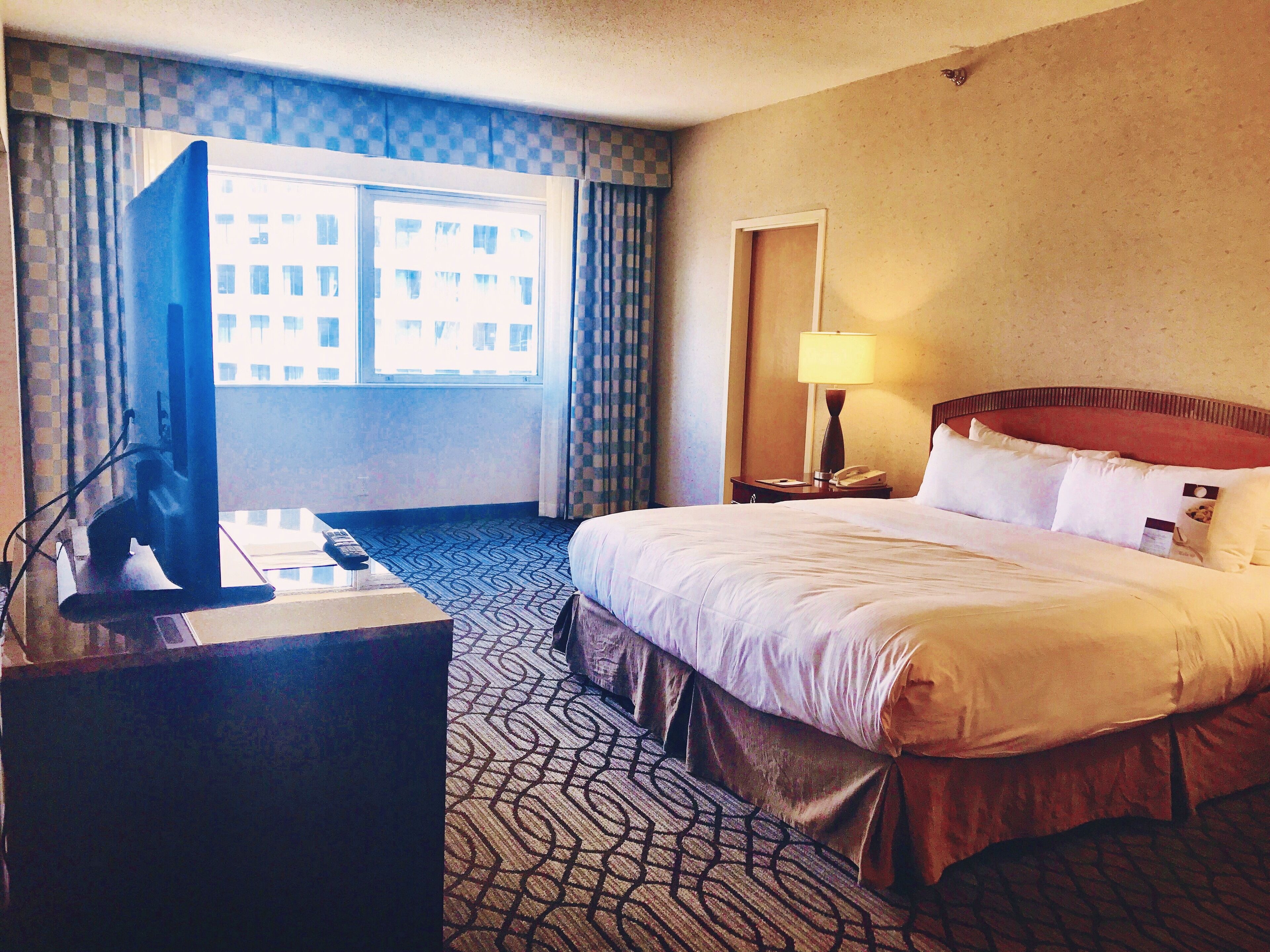 DoubleTree by Hilton Hotel St. Paul Downtown Reviews, Deals & Photos ...