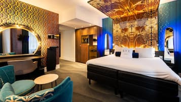 Quarto Executivo, 1 cama de casal | Roupa de alta qualidade, cofre no quarto, secretária