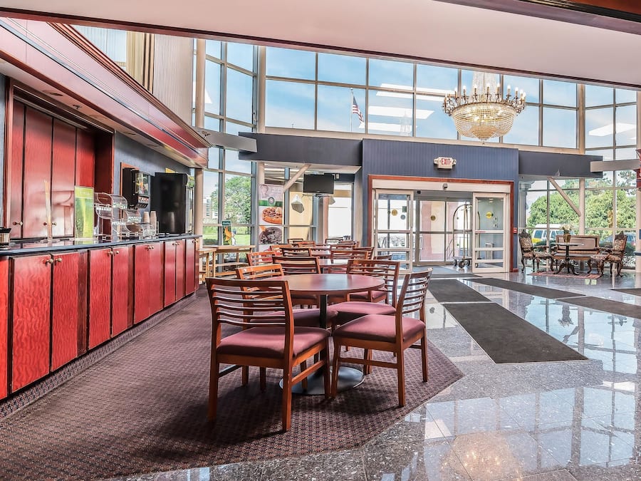 Café da manhã continental grátis todos os dias