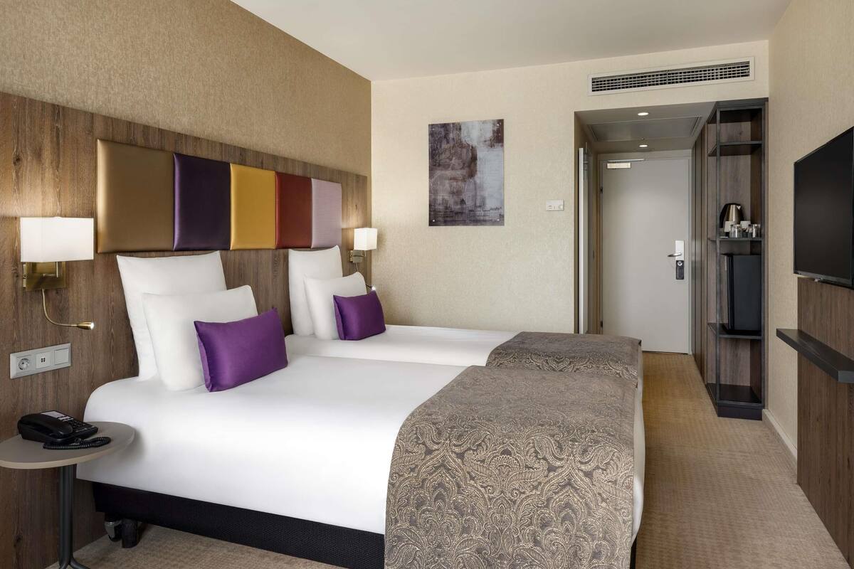 1 quarto, roupas de cama premium, frigobar, cofres nos quartos