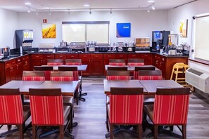 Pequeno-almoço tipo buffet diário incluído 