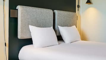 1 quarto, roupas de cama premium, escrivaninha