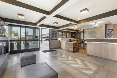 Best Western Plus Pavilions