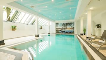 Piscina interior