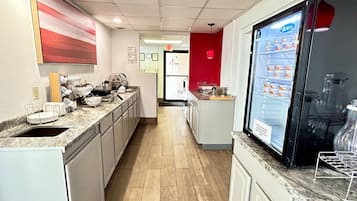 Café da manhã continental grátis todos os dias