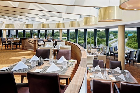 Restaurante. Sheraton Duesseldorf Airport Hotel