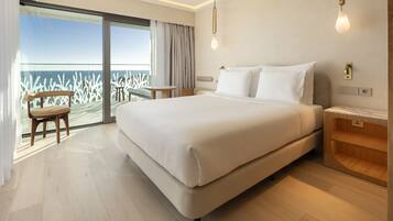 Quarto Panorâmico, terraço | Roupa de alta qualidade, minibar, cofre no quarto, secretária