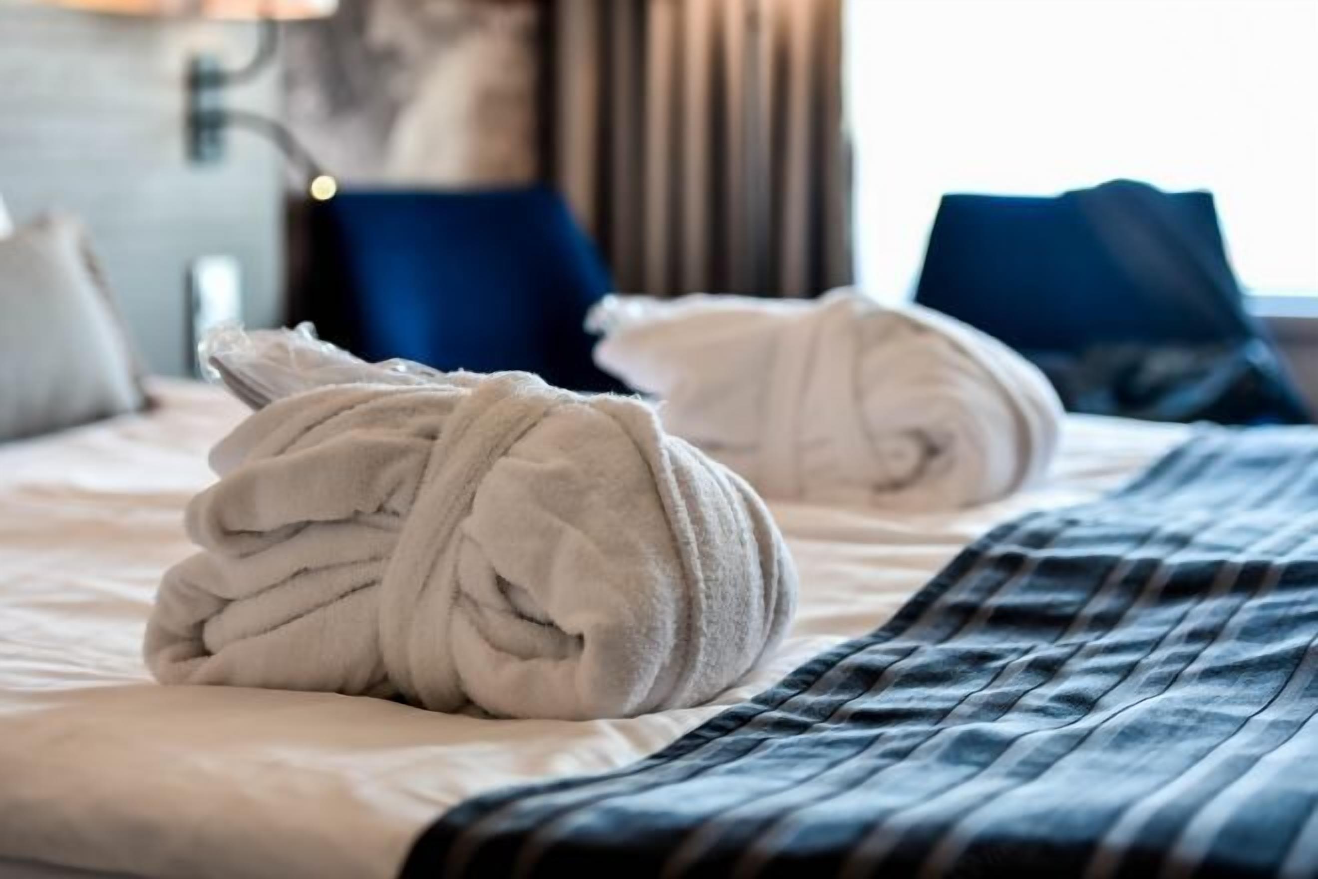 Escrivaninha, quartos à prova de som, ferros/tábuas de passar roupa