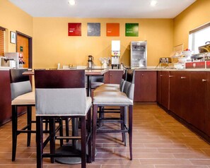 Pequeno-almoço continental diário incluído 