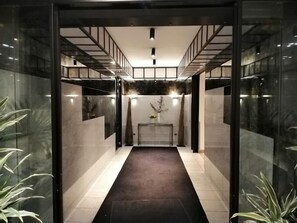 Entrada (vista interior)