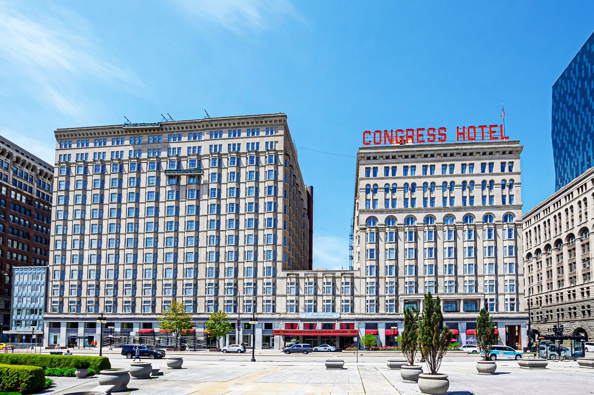 Congress Plaza Hotel Reviews, Deals & Photos 2023 - Expedia