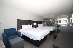 Cofre no quarto, secretária