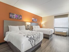 Quarto Standard, 2 camas de casal, não fumadores | Cofre com capacidade para portátil, ferro/tábua de engomar