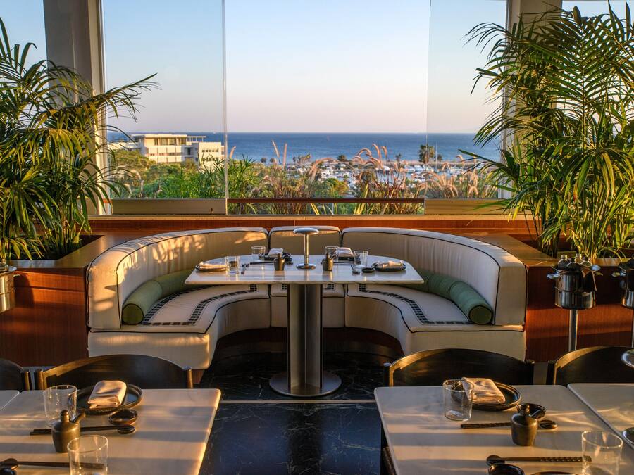 Pequenos-almoços, almoços e jantares servidos