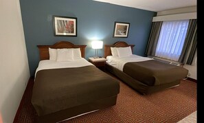 Quarto Standard, 2 camas queen-size, não fumadores | Edredões de penas, secretária 