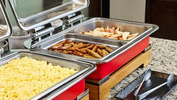 Pequeno-almoço tipo buffet diário incluído